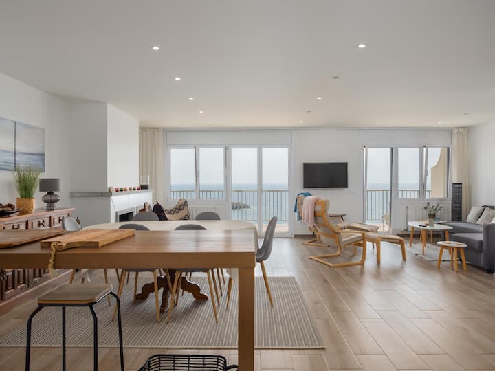 Modern Apartment In The Old Town With Best Seaview - Palamós