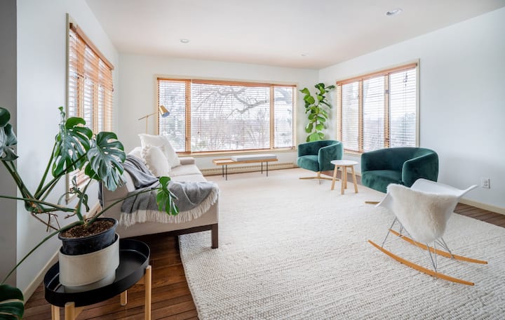 Atomic Ranch: Peaceful Home In Quiet Neighborhood - Sioux Falls, SD