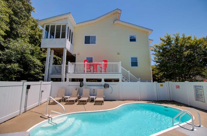 Heroes Retreat 4 Bedroom  W/ Private Heated Pool! - Duck, NC