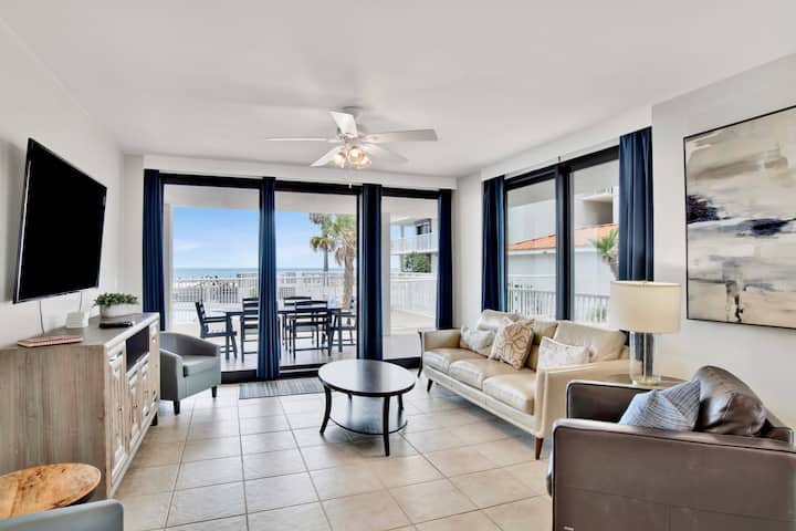 Summer House 106a | Ground Level Overlooking Pool! - Orange Beach, AL