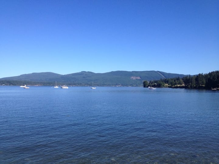 John Wayne's Waterfront Resort - Cabin 9 - Sequim, WA
