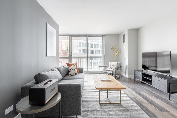Blueground | Gold Coast, Pool, Nr Magnificent Mile - Wrigleyville - Chicago