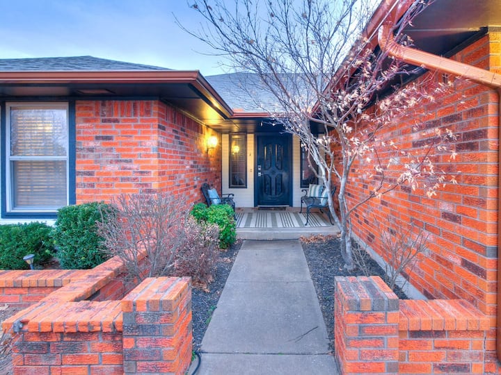 Rustic Elegance Meets Modern Comfort - Edmond, OK