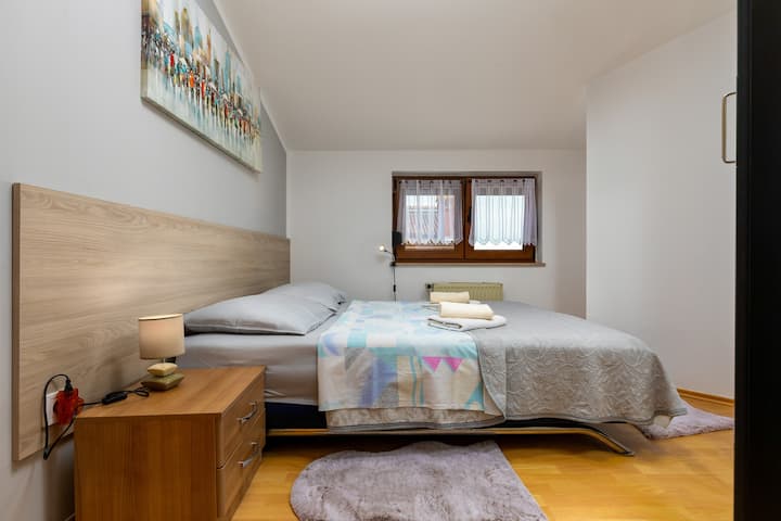 Apartments Kristina- Comfort Two Bedroom Apartment - 羅維尼