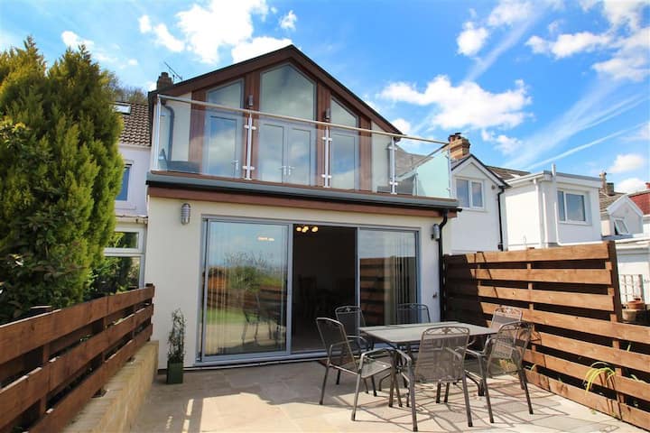 4 Bed In Mumbles (Oc-hh114) - The Mumbles