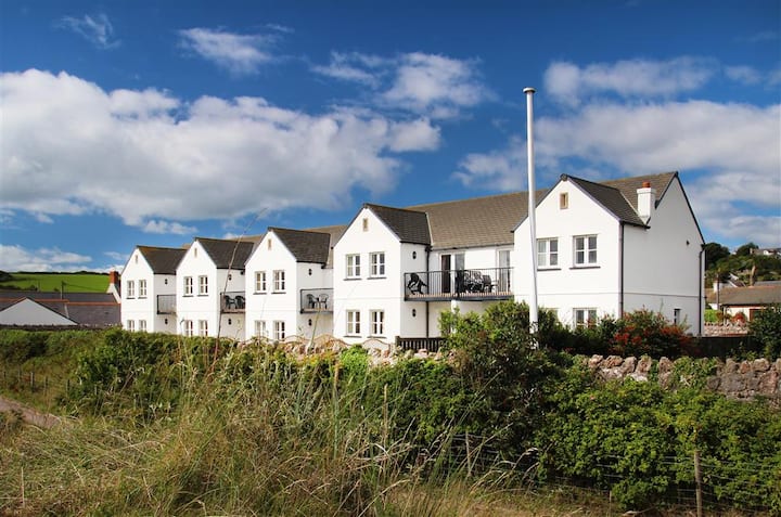 4 Bed In Port Eynon (Oc-hh9905) - Rhossili