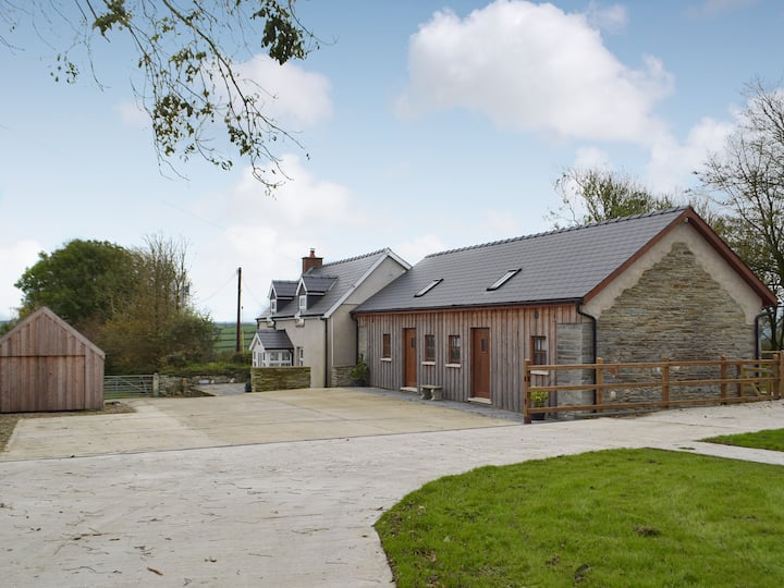Bluebell Cottage - Uk12988 - Cardigan
