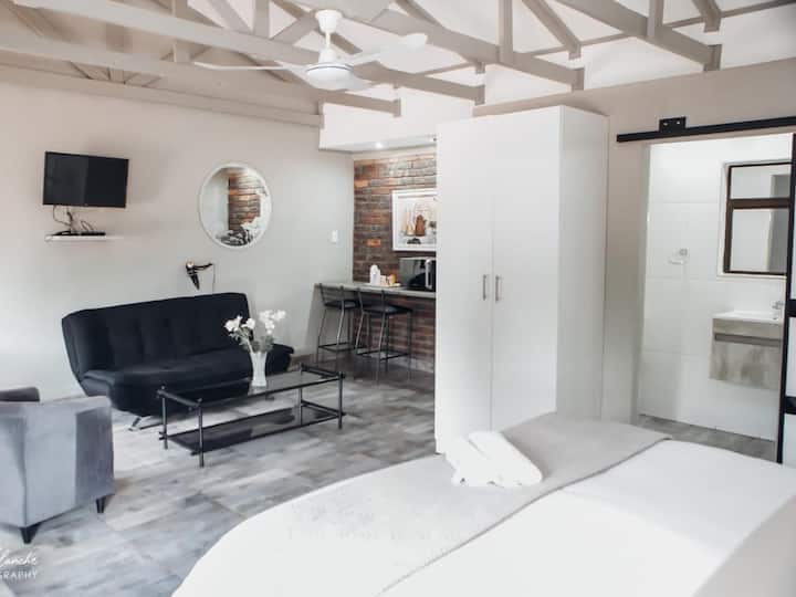 Dara Room 7 - Secunda