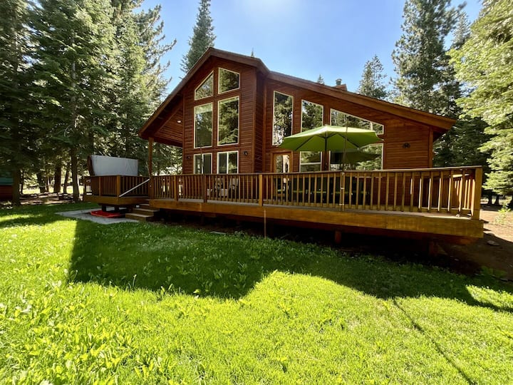 Matterhorn Charm By Tahoe Getaways-  4 Br With Hot Tub And Hoa Amenities - Truckee, CA