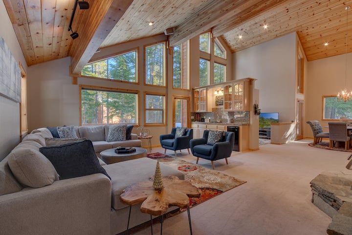 Matterhorn At Tahoe Donner-4 Br W/ Hot Tub & Hoa - Truckee, CA