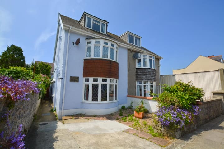 4 Bed In Tenby (Oc-pw500a) - Tenby