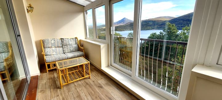 Loch Rannoch Highland Club. Red Squirrel 2 Lodge - ケンモア