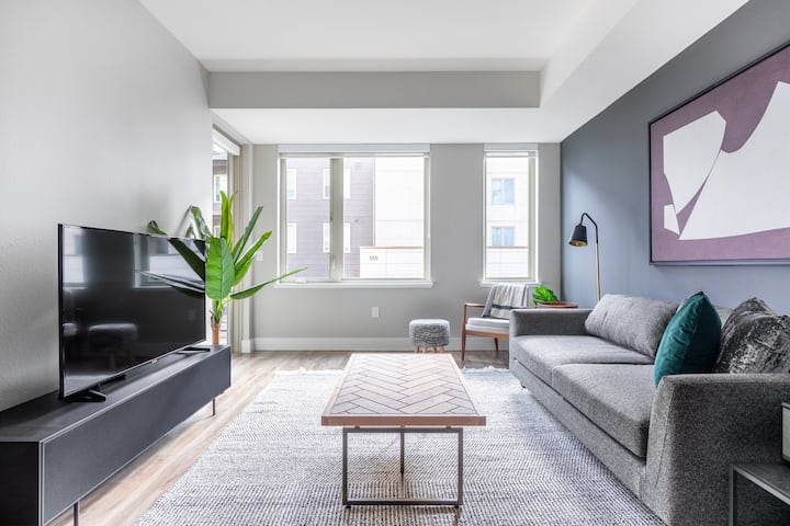 Blueground | Mountain View, Spa, Gym, Nr Tech - Palo Alto, CA