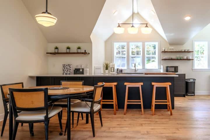 Northrup | Heart Of The Nw | 2 Apartments - Portland, OR