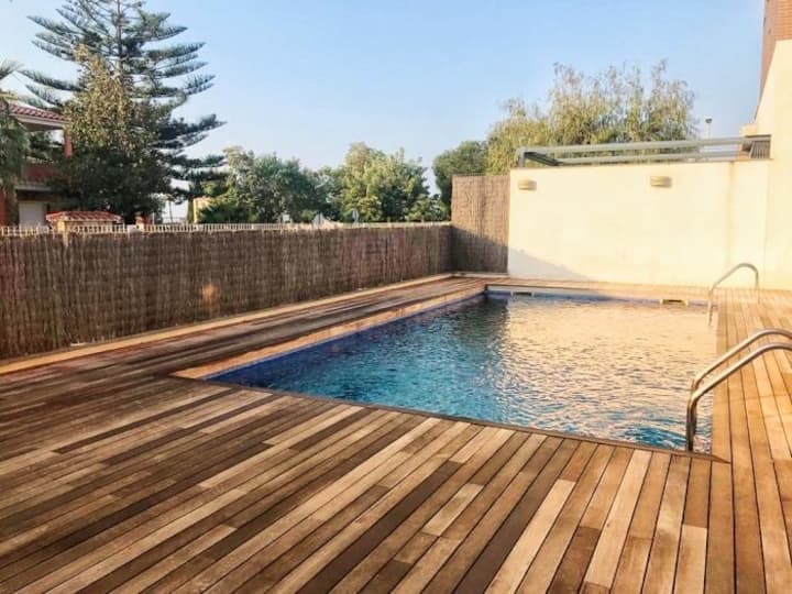 Charming House 3 Blocks From The Beach And 45 From Barcelona. Vilanovaapartments - Cubelles