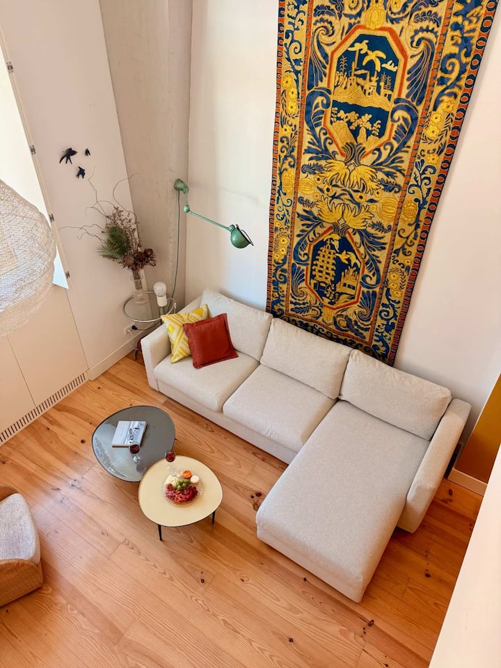 Stylish Apartment Near Timeout Market - Lisbon