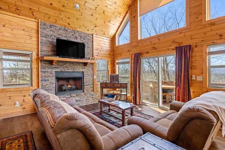 Paradise Retreat - Sautee Nacoochee, GA