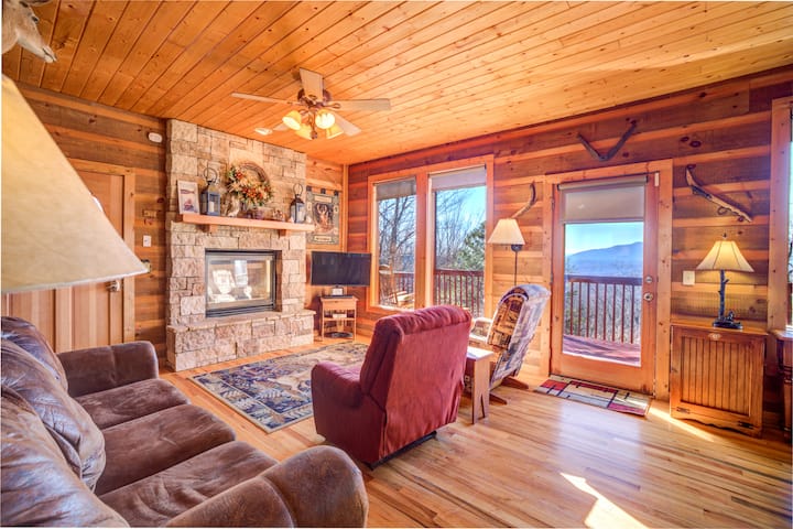 Deer Creek At Sunset Peak - Cleveland, GA