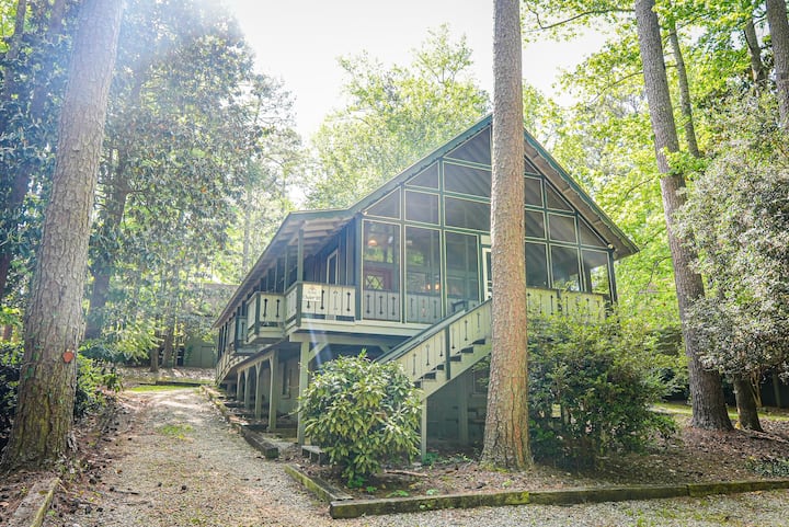 Look No Further! This Is The Chalet For You! - Pine Mountain, GA