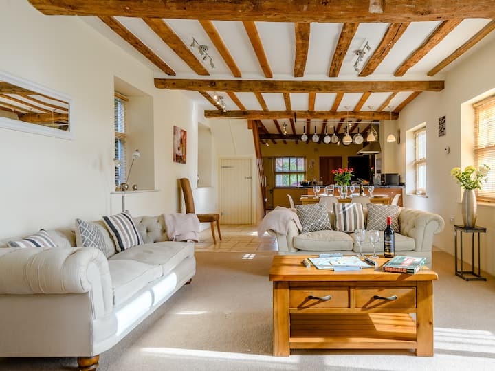 Laurel Barn - Wymondham