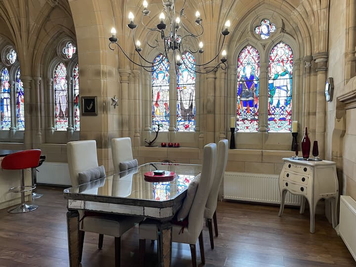 Romantic Getaway At St Andrew's Chapel - Fort Augustus