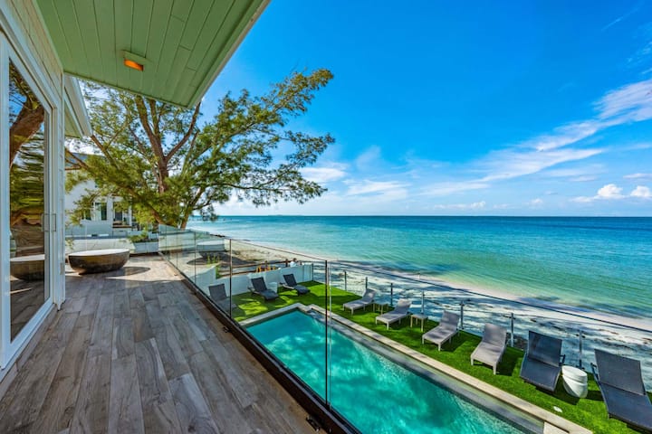 Cloud 9 | Beachfront Pool & Spa | Bean Point, Golf - Anna Maria Beach, Anna Maria