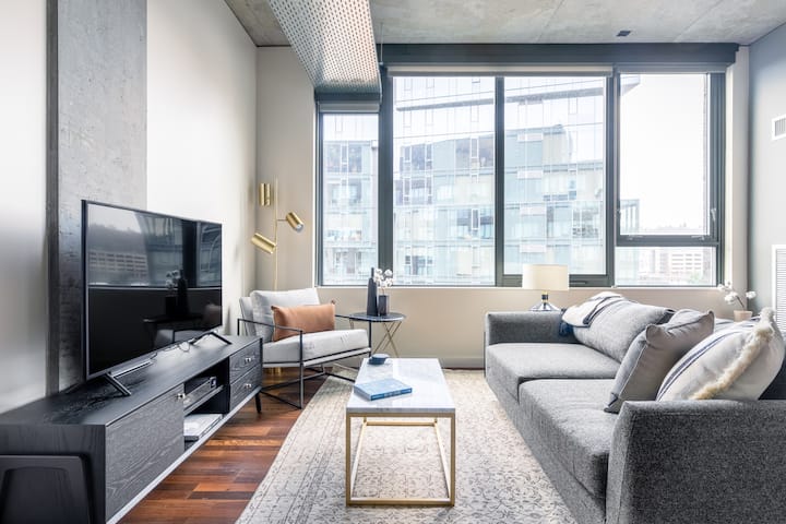 Blueground | Pioneer Sq, Gym, Nr. Occidental Sq - Seattle, WA