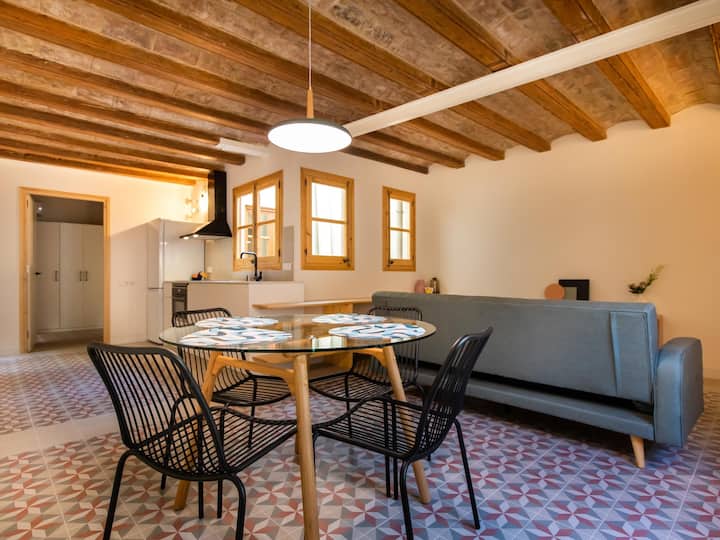 Alegre Apartamento En El Corazón De La Ciudad - Barcelona