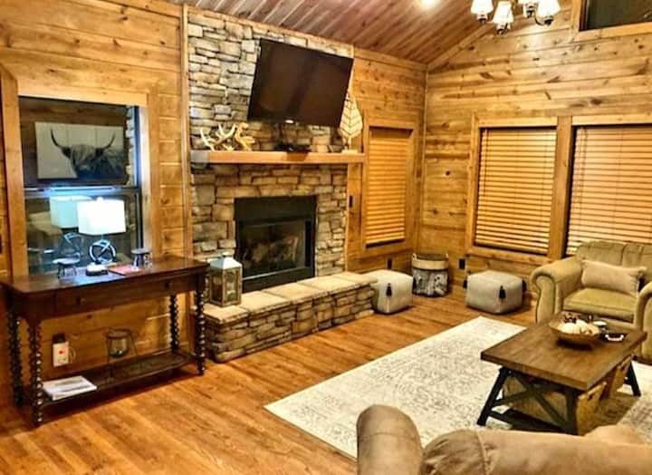 Lake Ridge Retreat- Broken Bow/hochatown- 2bd - Oklahoma