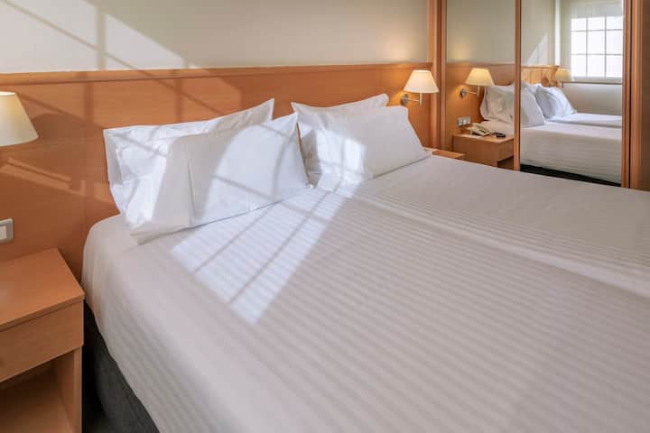 Apartamento Confort Sin Cocina En Castelldefels - Castelldefels