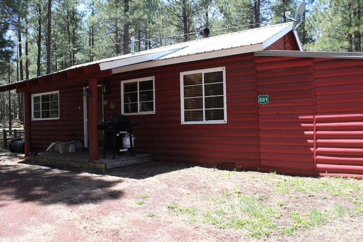Maple Cozy Rustic Cabin In The Pines - Greer, AZ