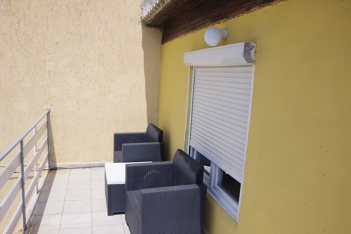 A-4988-d Appartement D'une Chambre Avec Une - Rab