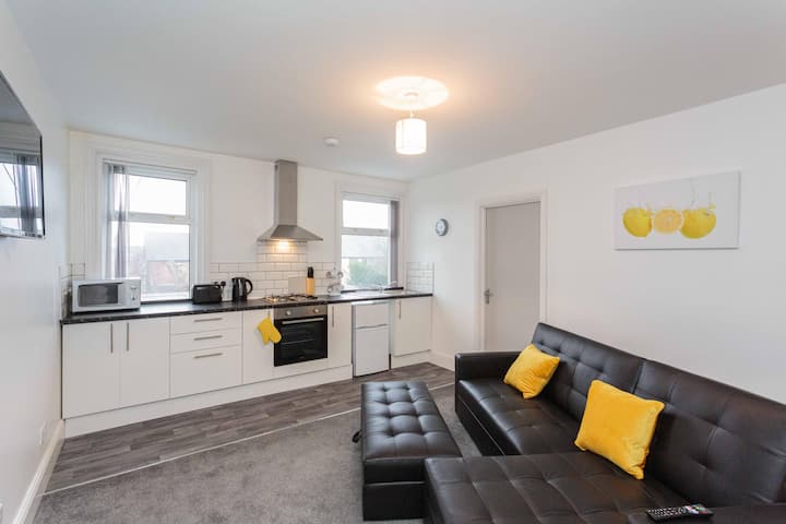 Peach Suite-moderno-apartamento-baño En La Habitacion - Poulton-le-Fylde