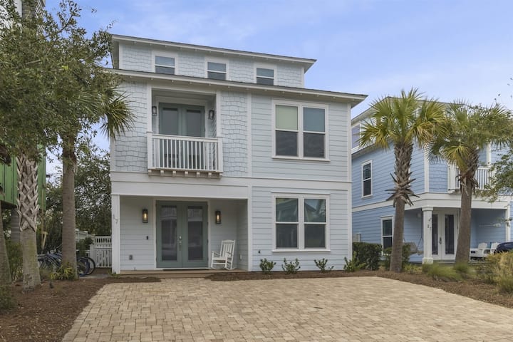 Beautiful 4 Bed/4 Bath Home-gulf Views-4 Bikes! - Seaside, FL
