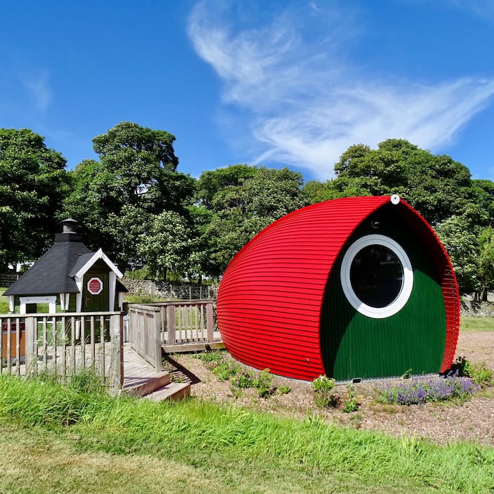 The Rowan Pod - Glamping Pod - Hot Tub & Bbq Hut - East Lothian Council