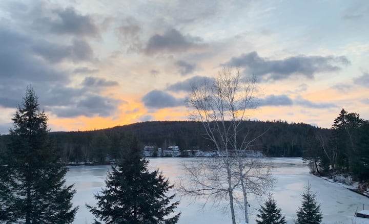 Le Bohème. Bord De L’eau Avec Spa. - Shawinigan