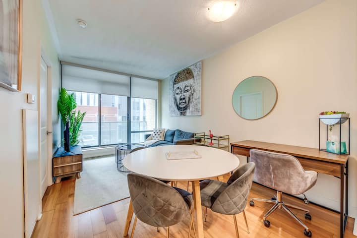 Downtown Toronto Chic 1 Bedroom - Toronto, ON