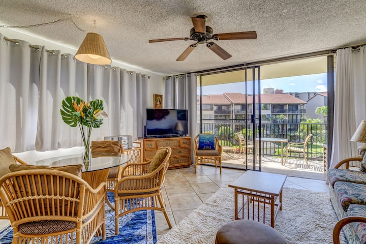 Hawaiian-style Condo With Partial Ocean View - Maui, HI