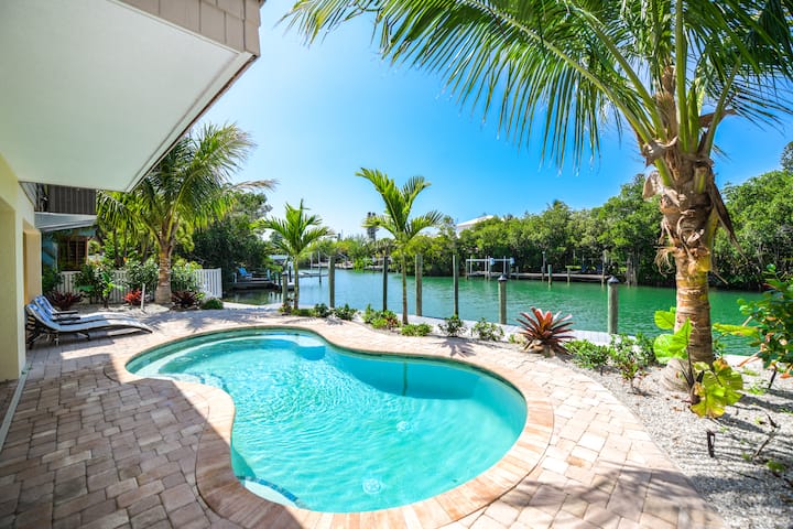 Luxury Canalfront Home With Pool- Paradise On Pine - Anna Maria, FL