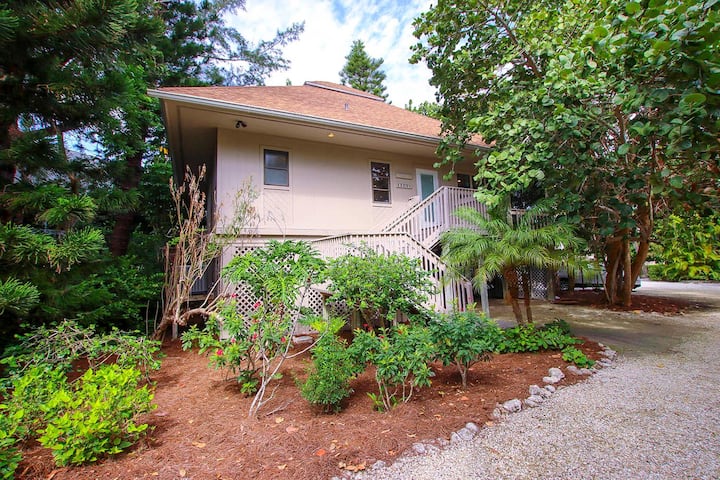 22 Sunset Captiva 2 Br / 2 Ba House With King - Captiva, FL