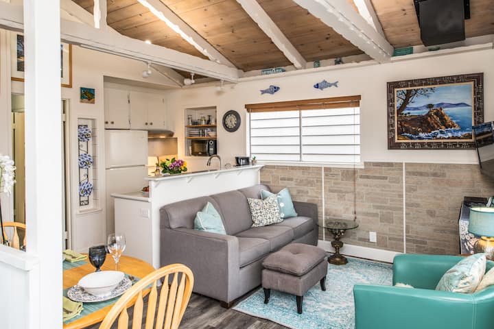 3804 Mermaid Loft ~ Available In July & Car Week! - Big Sur, CA
