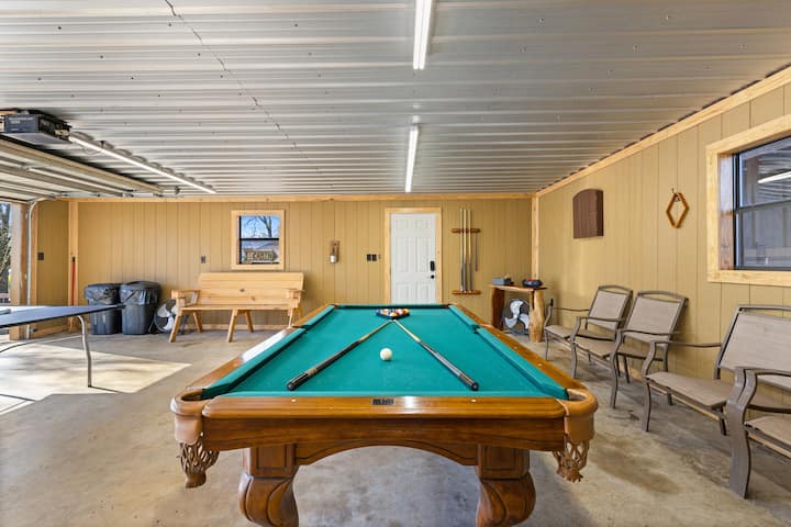 “The Place 2b”sleeps 8-gameroom-hottub-fireplace - Pine Creek Lake, Valliant