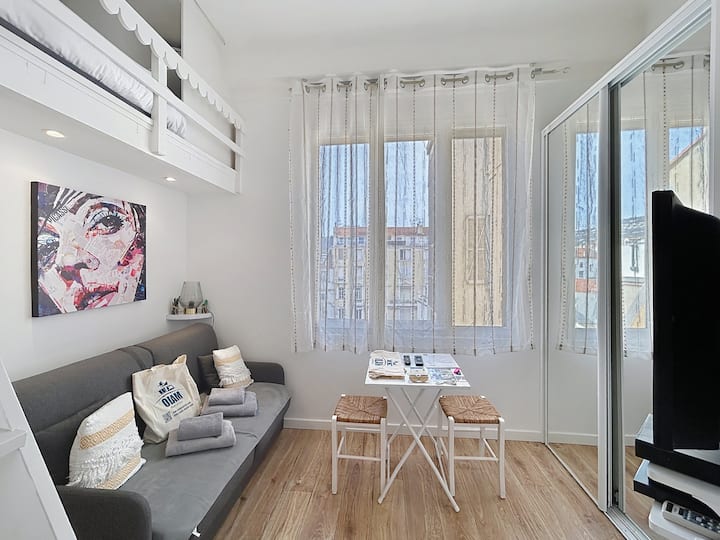 Cannes: 100 M From The Palais, Charming Studio In The City Center - Cannes