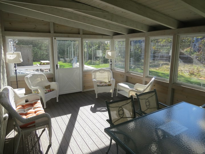 Peace, Patio And Paws! - Chatham, MA
