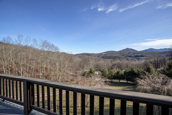 Mountain Cottage For Adventurers - Banner Elk, NC