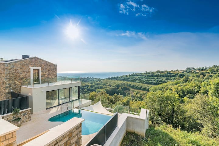 Residence Monte · Top Luxury Experience With Villa - Izola