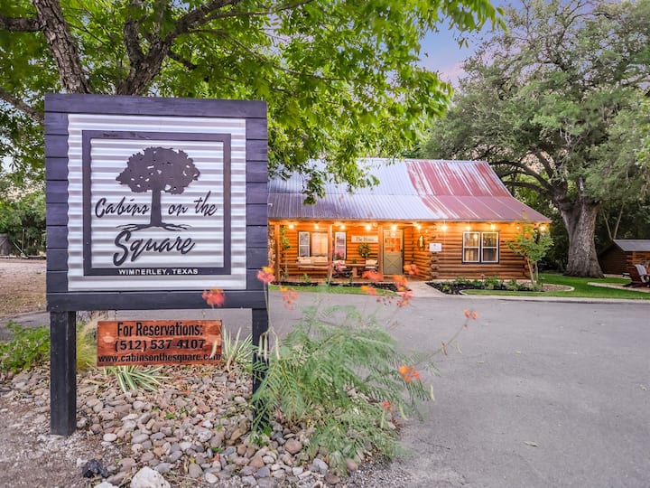 Cabins On The Square In The Heart Of Downtown Wimb - Wimberley, TX