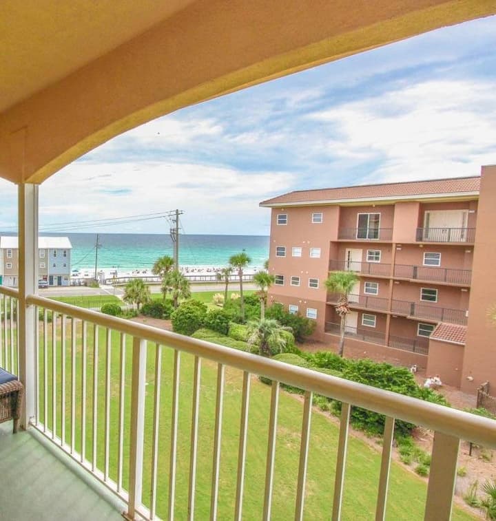 Free Beach Svce | Private Beach | Pool - Miramar Beach, FL
