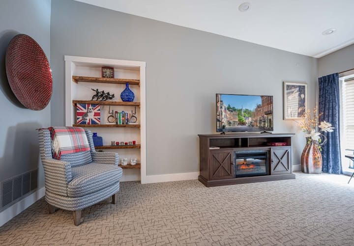 Galena Luxury Rental Suite Escape New Downtown - Galena, IL