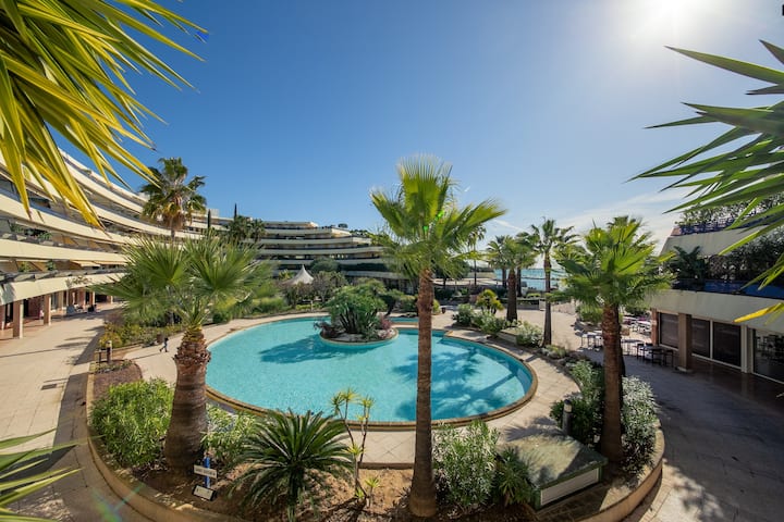 Saint Laurent Du Var - Appartement Avec 2 - St-Laurent-du-Var